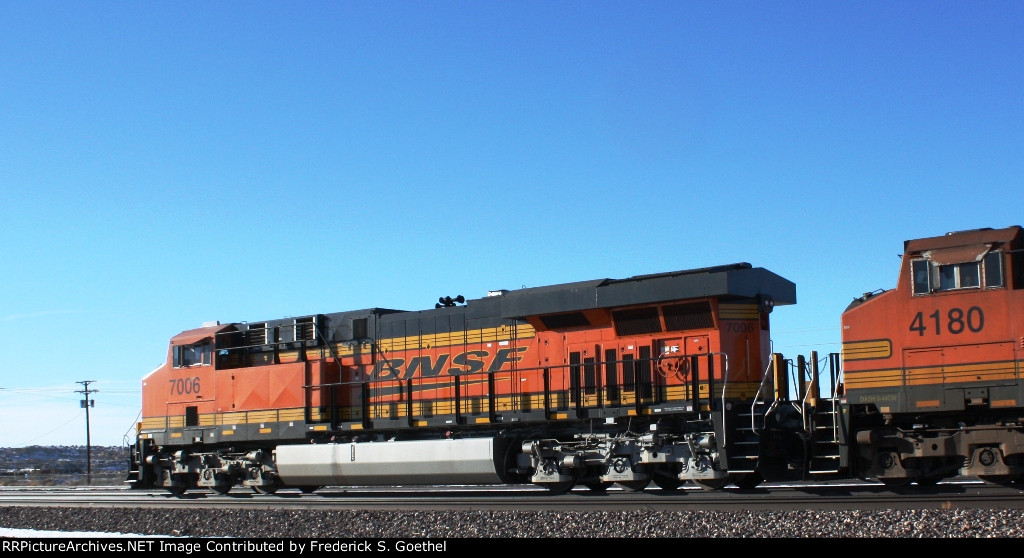 BNSF 7006